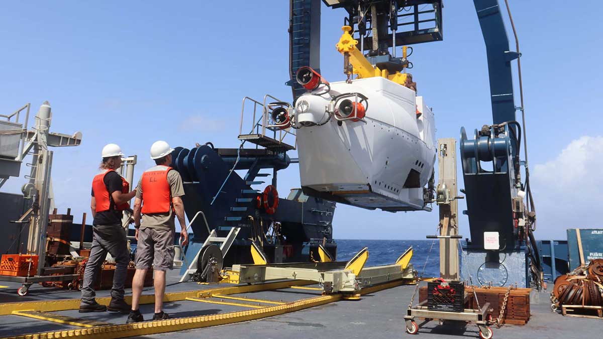 Alvin sea trials shake-out